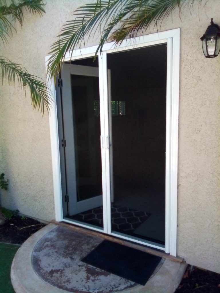 Swinging Screen Door | Retractable Screen Doors